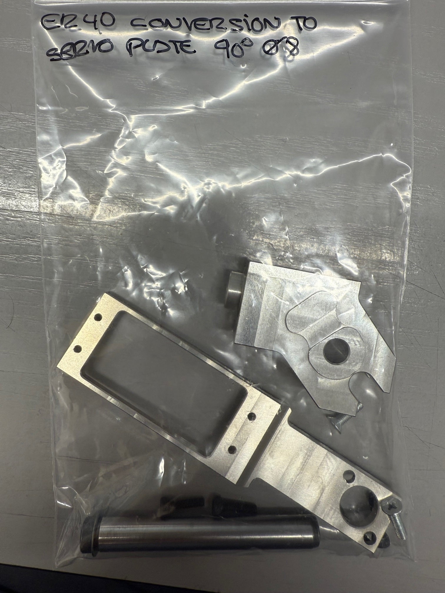 Electron ER-40 Nose Retract Trunnion with Servo Plate & 8mm Steering P